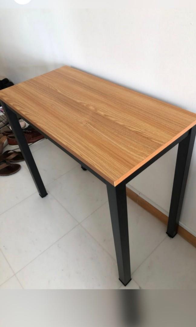 Small desk (80cm width), Furniture & Home Living, Furniture, Tables ...