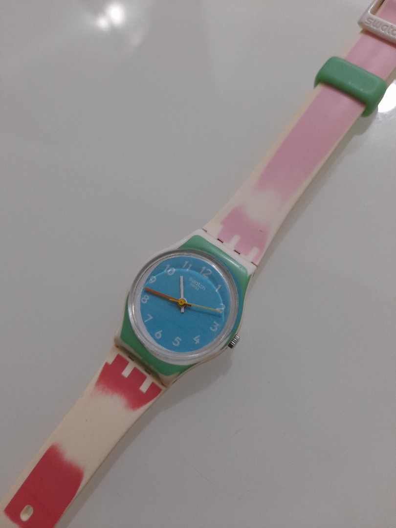 Swatch kids, Women's Fashion, Watches & Accessories, Watches on Carousell