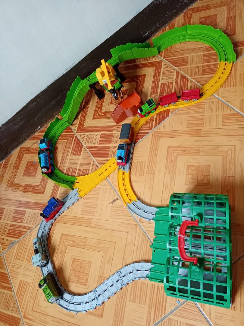 Thomas and friends tracks, Hobbies & Toys, Toys & Games on Carousell