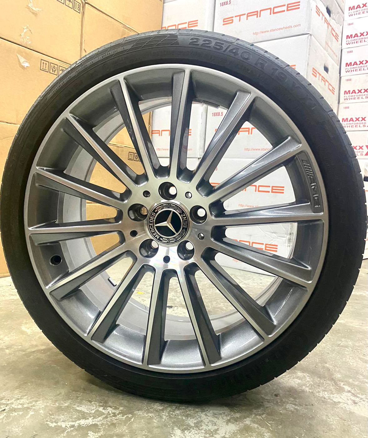 19” M/Benz Original AMG Multispoke Alloy rim w Continental CSC5 RFT ...