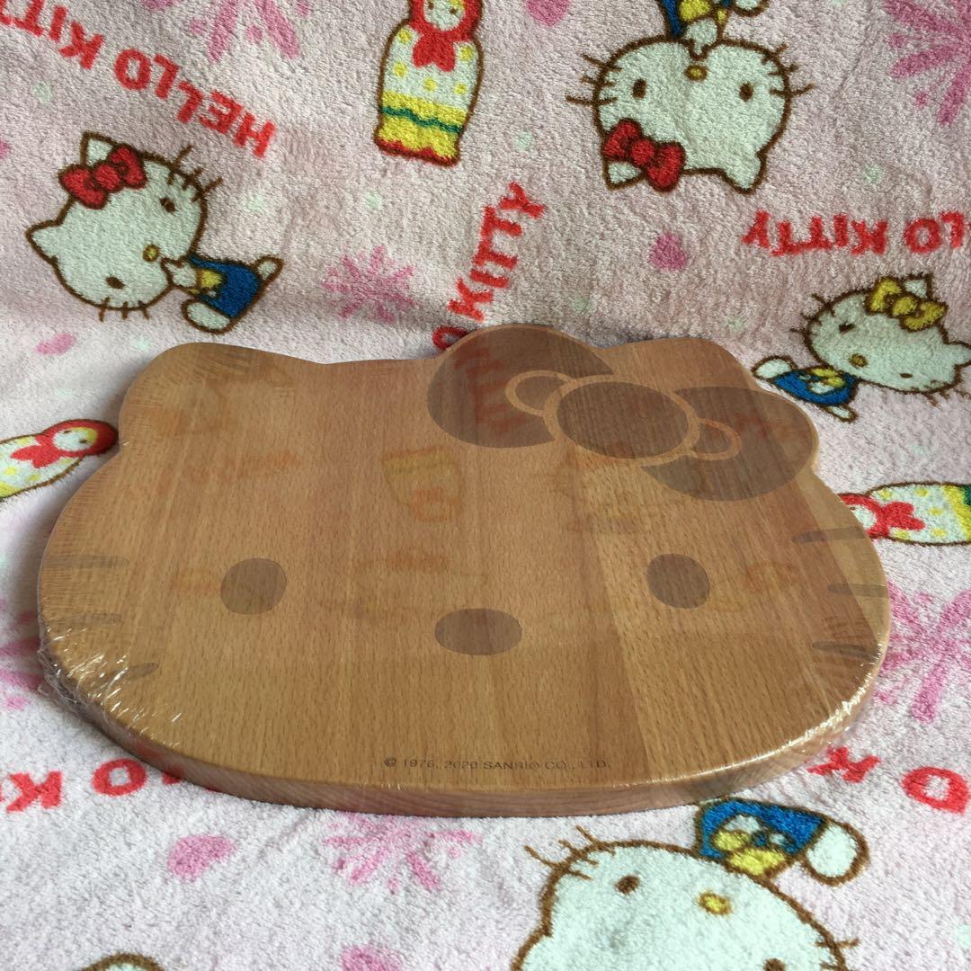 Hello Kitty Wooden Chopping Board, Furniture & Home Living, Kitchenware ...