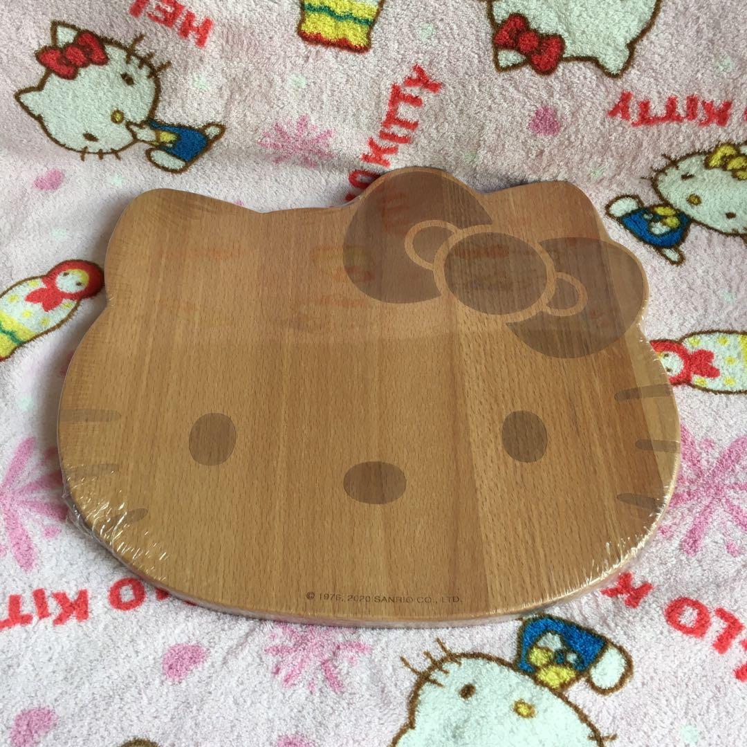 Hello Kitty Wooden Chopping Board, Furniture & Home Living, Kitchenware ...