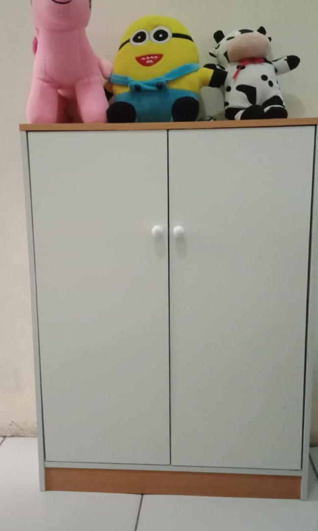 Lemari, Perabotan Rumah di Carousell