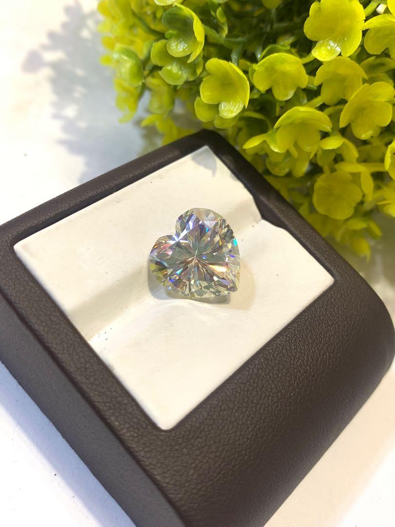 PREMIUM SIGNITY DIAMOND, Women's Fashion, Jewelry & Organizers ...