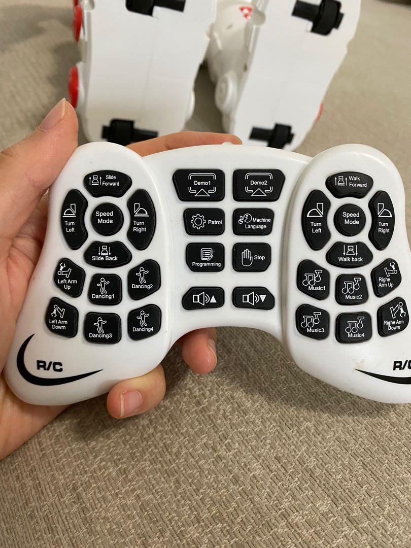 Remote control toy robot, Hobbies & Toys, Toys & Games on Carousell