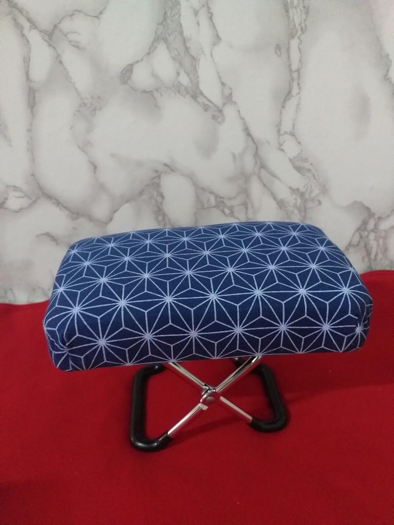 Japanese Seiza chair (blue), Furniture & Home Living, Office Furniture ...