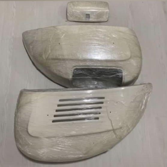 Vespa Spare Side Box, Motorcycles, Motorcycle Accessories on Carousell