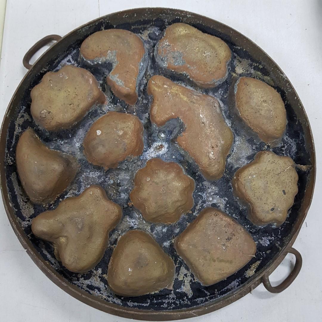 Vintage kueh kuih bahulu bahlu brass mould, Hobbies & Toys, Memorabilia ...