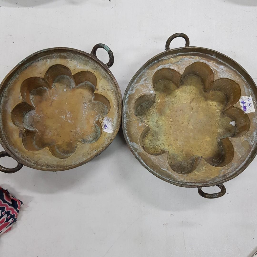 Vintage kueh kuih bahulu bahlu brass mould, Hobbies & Toys, Memorabilia ...