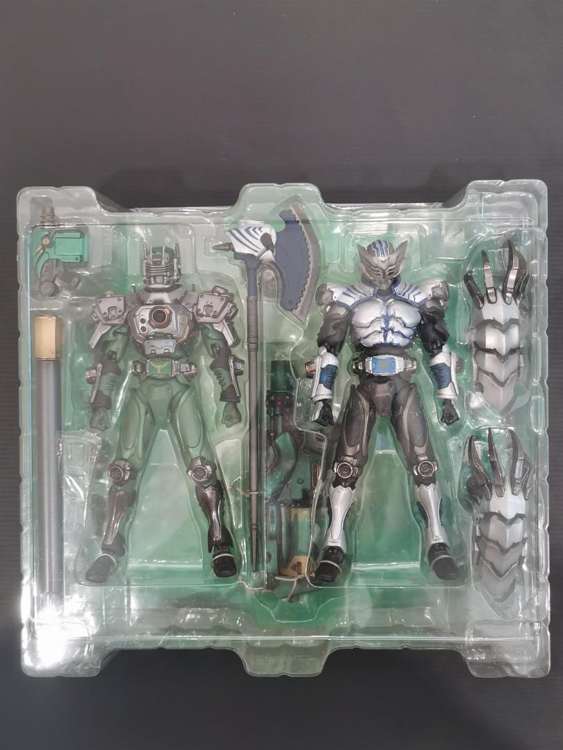 Bandai sic masked rider kamen rider zolda and taiga, Hobbies & Toys ...