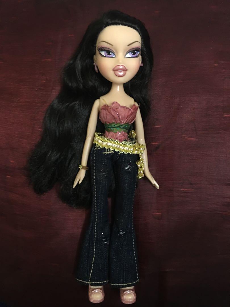 Bratz Doll Flower Girlz Nora Hobbies And Toys Toys And Games On Carousell