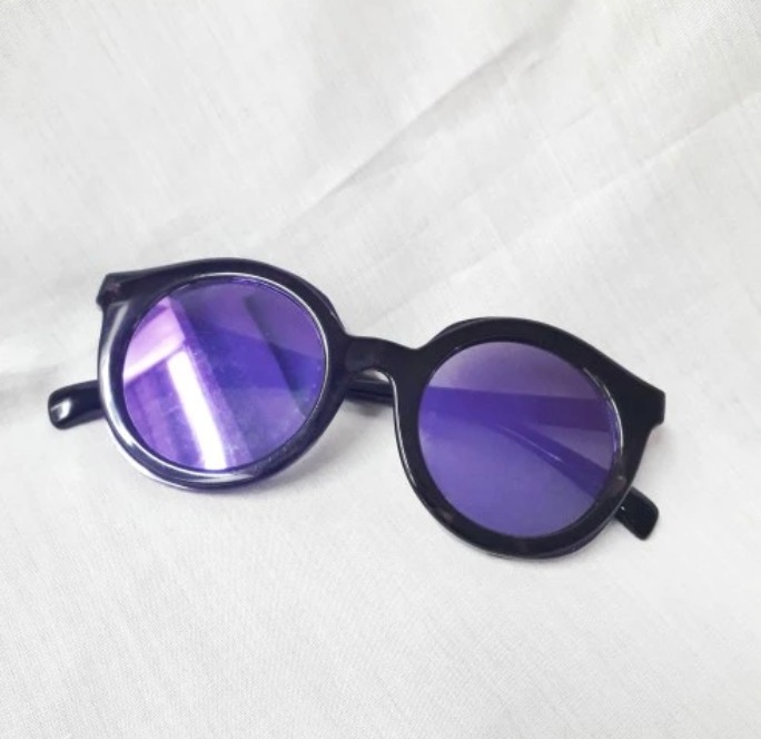 Kacamata Miniso UV Hitam Ungu Wanita, Fesyen Wanita, Aksesoris di Carousell