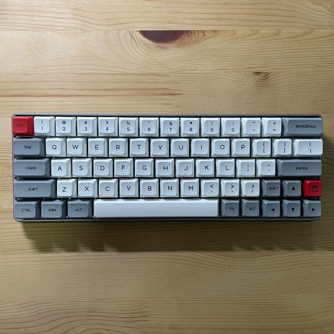 Pre-Loved Geek Customized GK64 Aluminum Alloy Case 64 Keys Mechanical ...