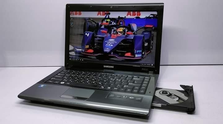 SAMSUNG SENS R440, Computers & Tech, Laptops & Notebooks on Carousell