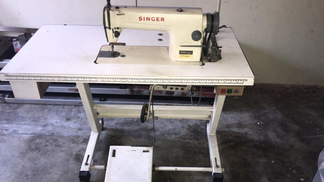 Singer Sewing Machine 3191 D200A, Hobbies & Toys, Stationery & Craft ...