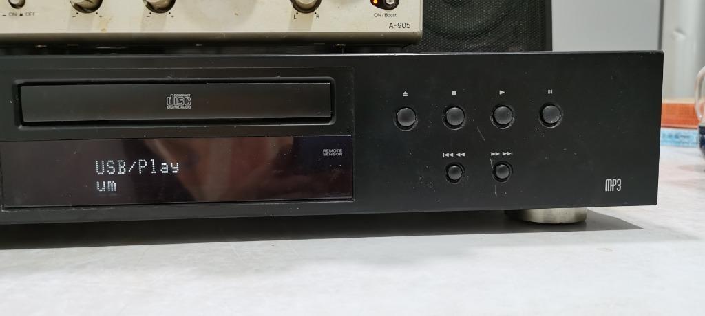 TEAC CD PLAYER CD-P650 UR (CD PLAYER/USB PLAYER and RECORD), 音響器材, 音樂播放裝置 MP3及CD Player - Carousell