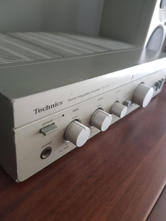 Technics Stereo integrated amplifier SU-C04 and SB-F1 vintage speaker ...