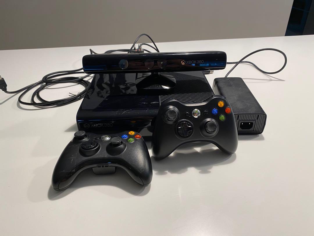 Xbox 360, 2 controllers and a motion capture camera, Video Gaming ...