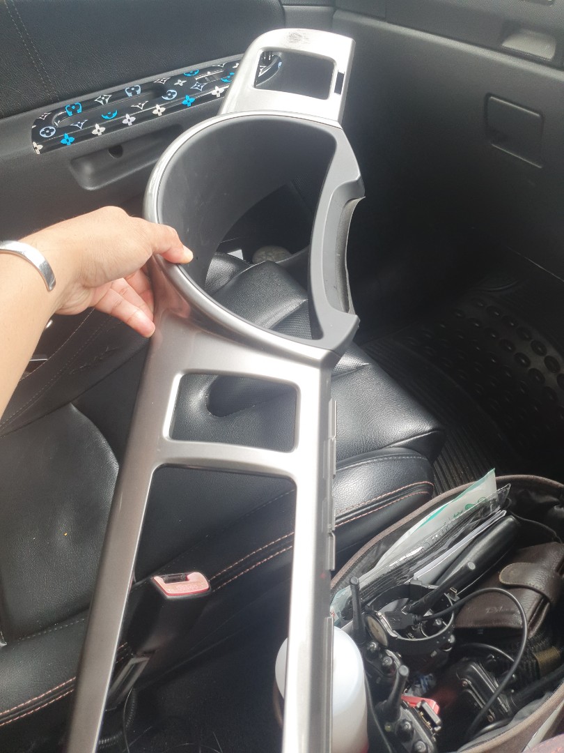 2009 toyota wish dashboard panel, Car Accessories, Accessories on Carousell