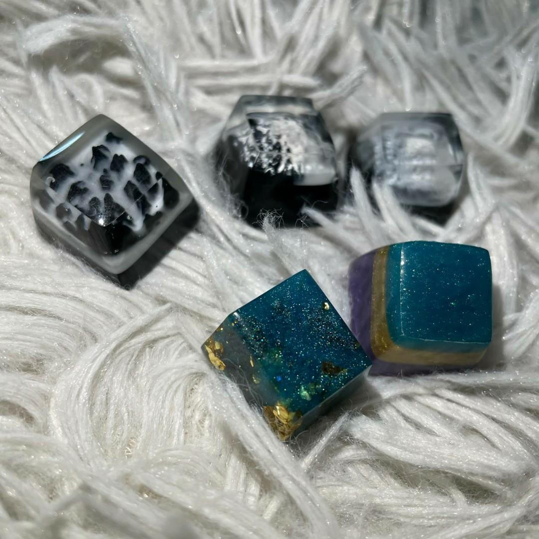 [Artisan Keycap] Koi Fish Pond Artisan Resin keyboard Keycap, Computers ...