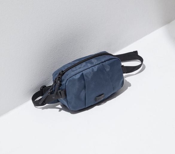 Brand New Authentic Mango Man Belt Bag, Men's Fashion, Bags, Belt bags ...
