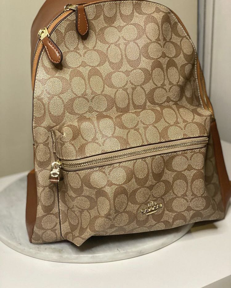 Coach Signature Backpack (Authentic), Luxury, Bags & Wallets on Carousell