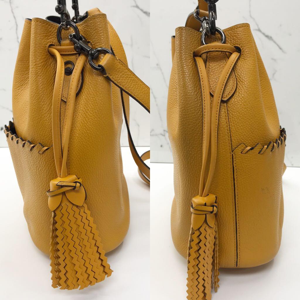 COACH YELLOW BUCKET BAG 217015318 >, Women's Fashion, Bags & Wallets ...