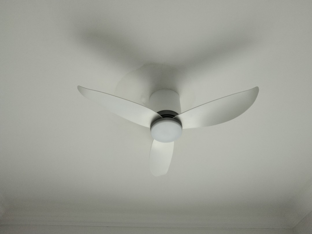 PO Gust Eco Ceiling Fan 38 inch, Furniture & Home Living, Lighting ...