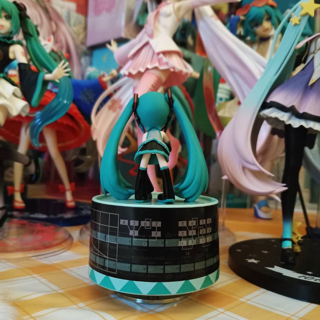 Hatsune Miku Music Box, Hobbies & Toys, Toys & Games on Carousell