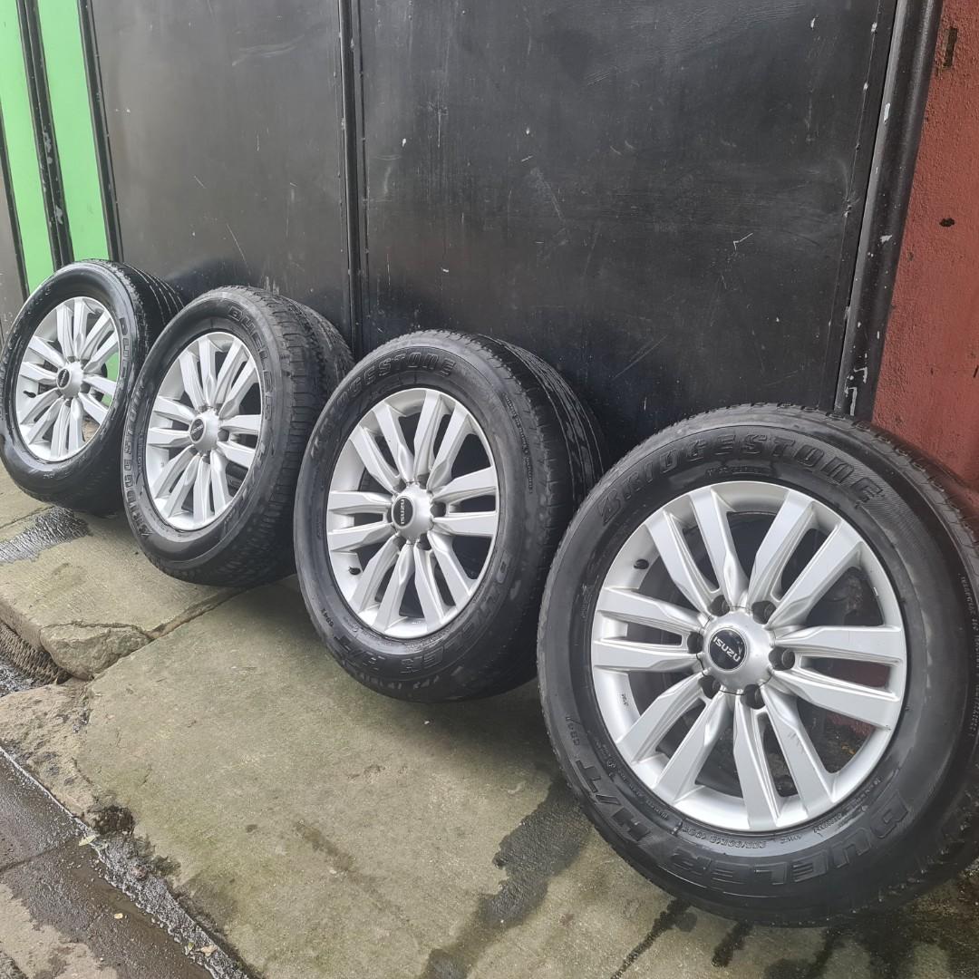 Isuzu 2019 Mux stock mags on Carousell