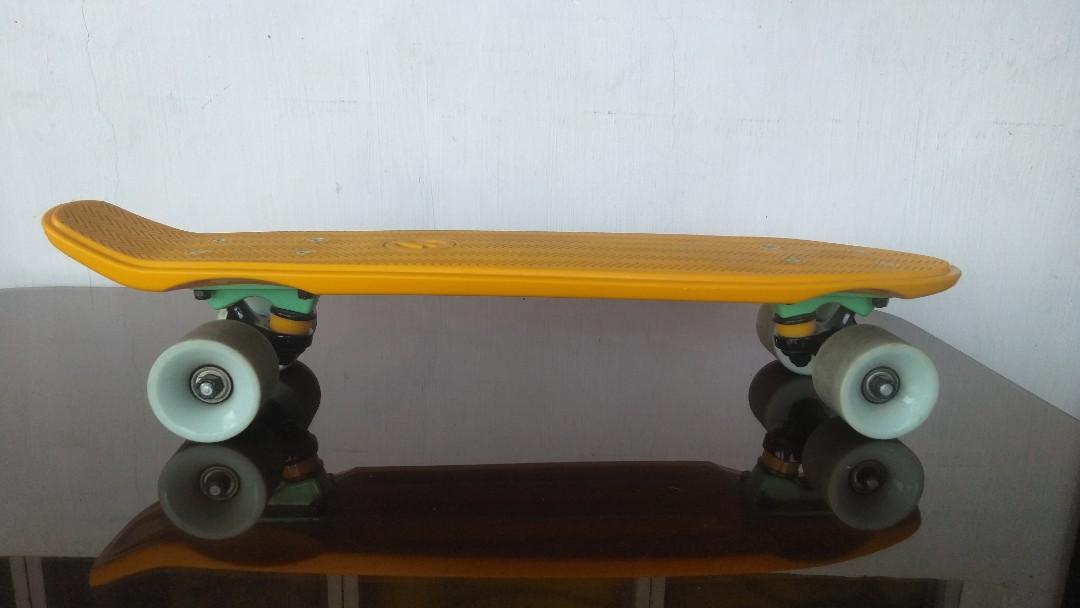 OXELO YAMBA CRUISER BOARD/ PENNY BOARD, Hobbies & Toys, Toys & Games on ...