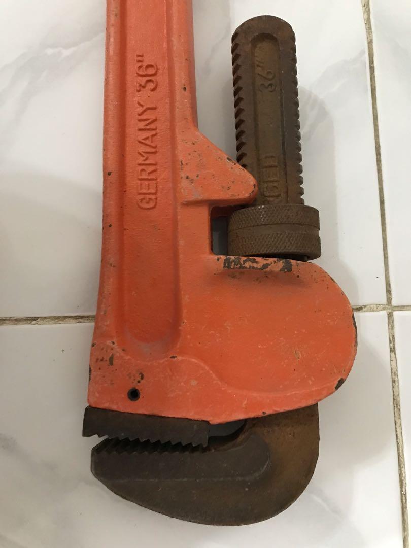 PIPE WRENCH | LIYABE DE TUBO, Commercial & Industrial, Construction ...