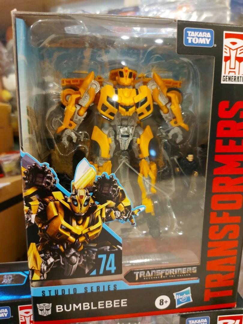 TRANSFORMERS Studio Series 74 Bumblebee, 興趣及遊戲, 玩具 & 遊戲類 - Carousell