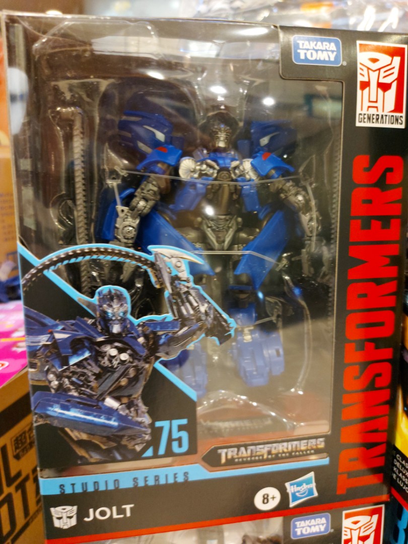 TRANSFORMERS STUDIO SERIES 75 JOLT, 興趣及遊戲, 玩具 & 遊戲類 - Carousell
