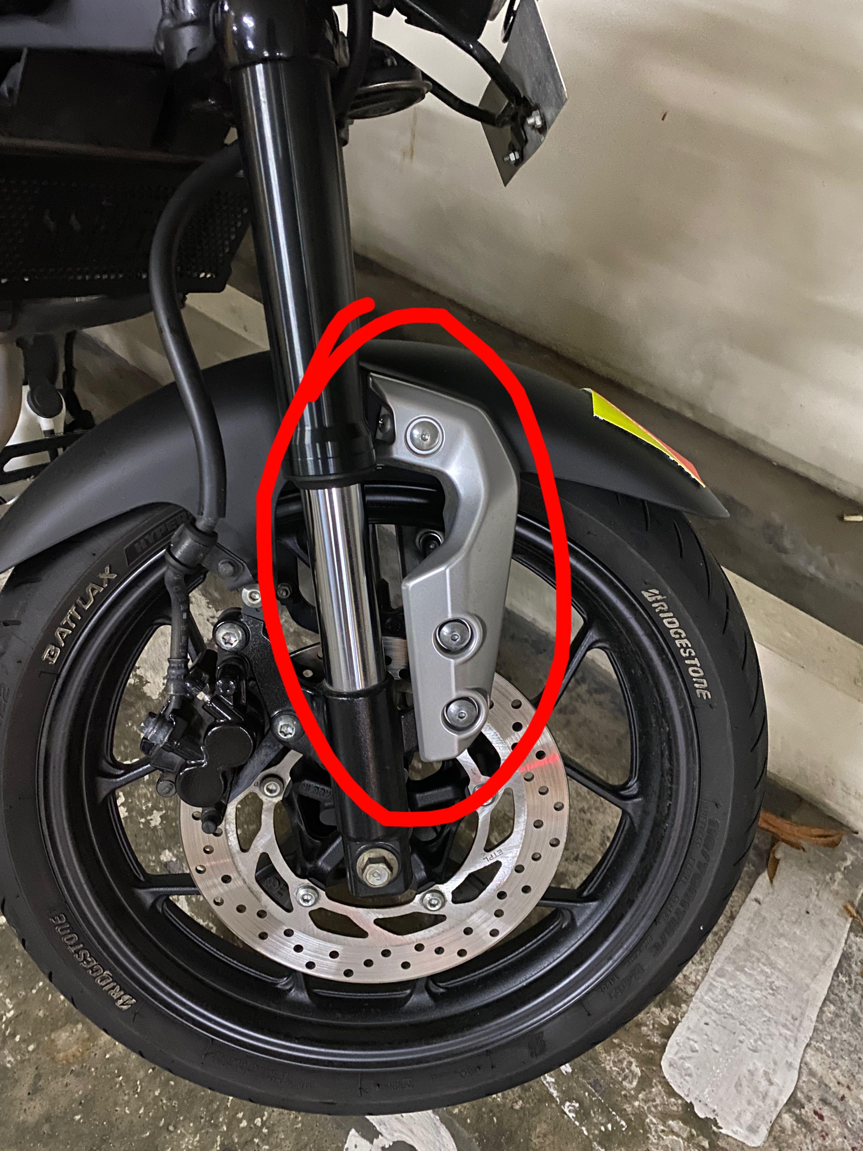 Xsr155 mole fender cover silver LR, Motorcycles, Motorcycle Accessories ...