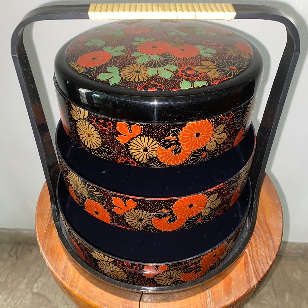 3 Layer Chinese Tingkat Box, Hobbies & Toys, Memorabilia & Collectibles ...