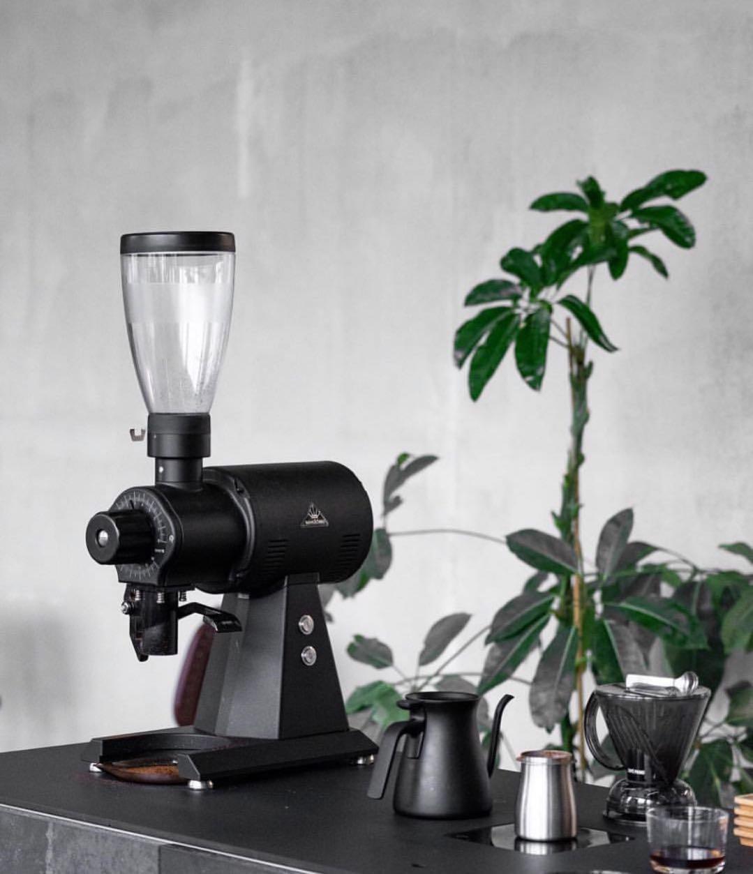 全新現貨（白/黑）Mahlkonig EK43s 商用 咖啡 磨豆機 Mahlkönig Espresso Coffee Grinder ...