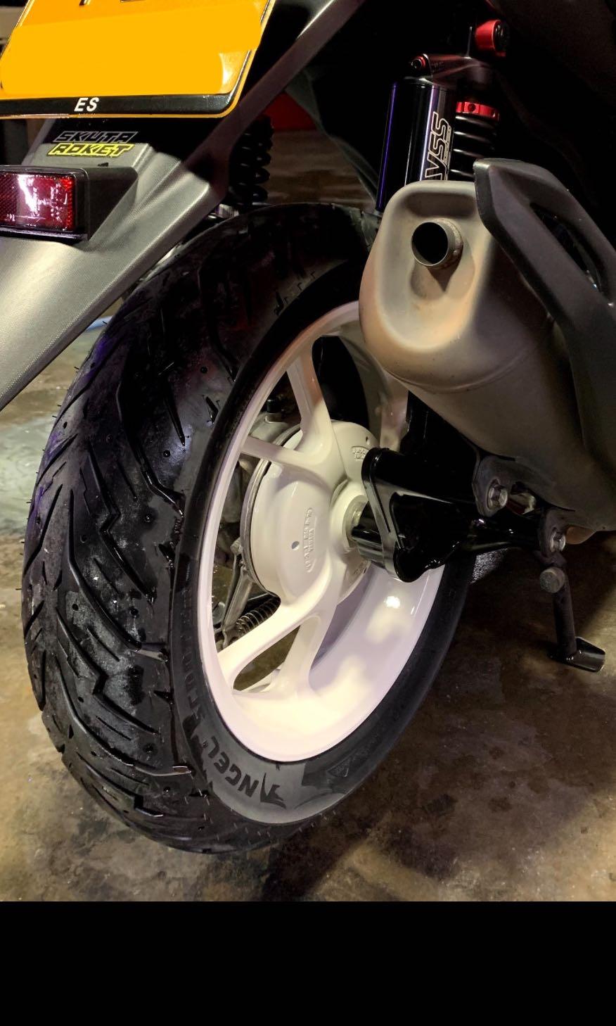 Aerox rims CHAMPIONSHIP WHITE, Motorcycles, Motorcycle Accessories on ...