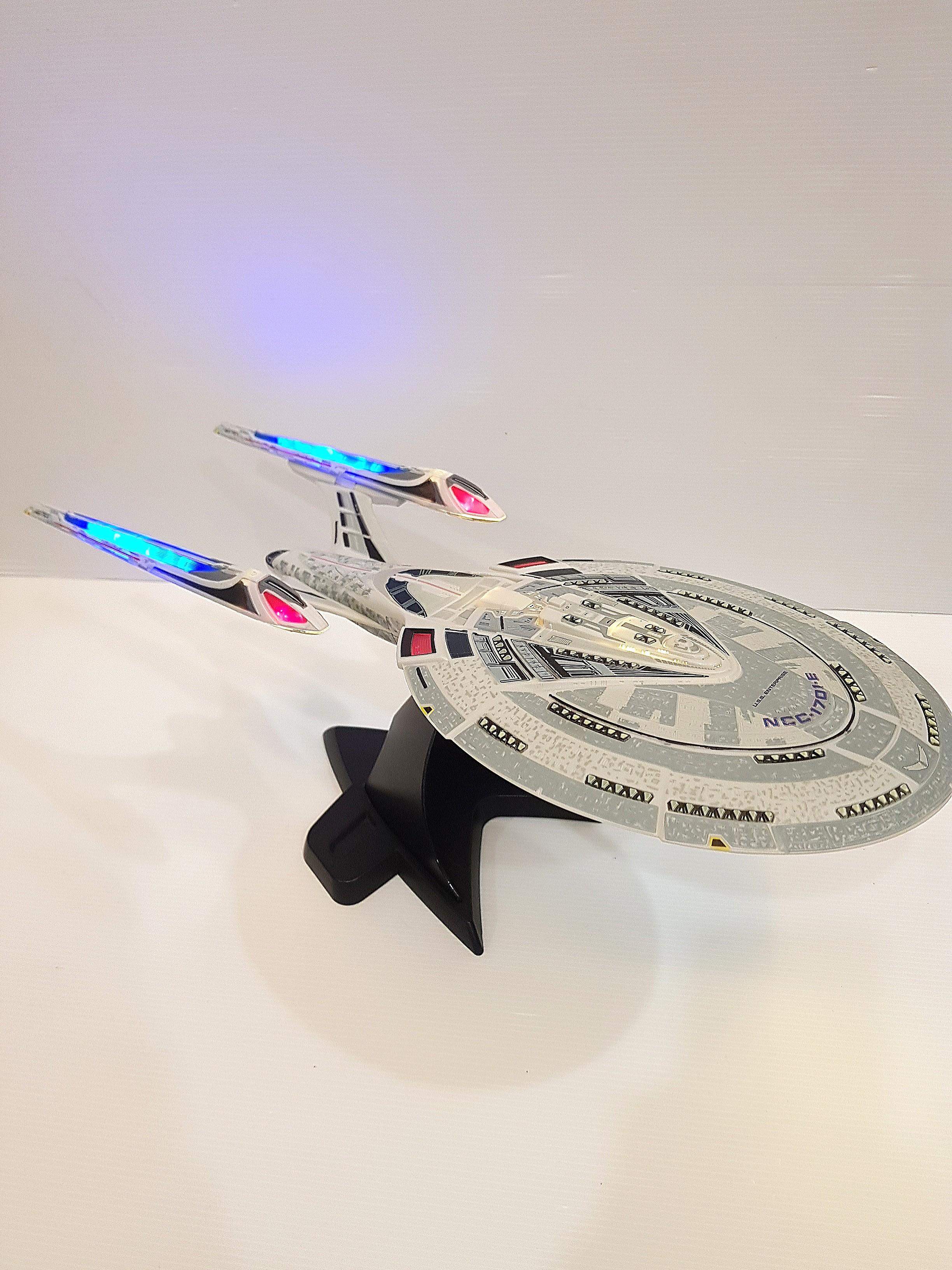 Diamond Select Star Trek USS Enterprise NCC-1701-E, Hobbies & Toys ...