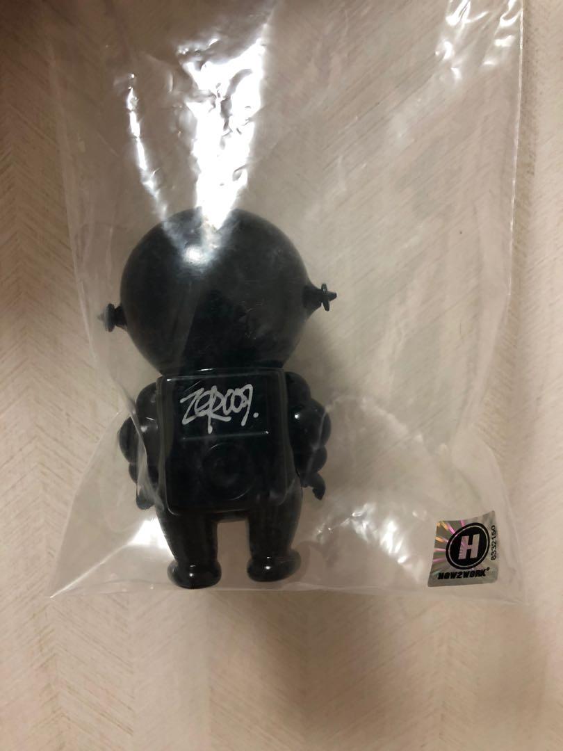 How2Work Martian by 009 / limited Mini版 by 009 附作者簽名, 興趣及遊戲, 玩具 & 遊戲類 ...