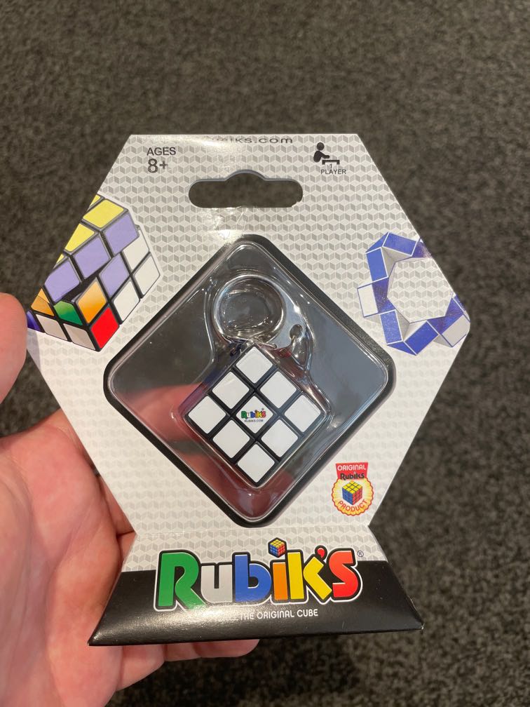 Rubik’s cube keychain, Hobbies & Toys, Toys & Games on Carousell