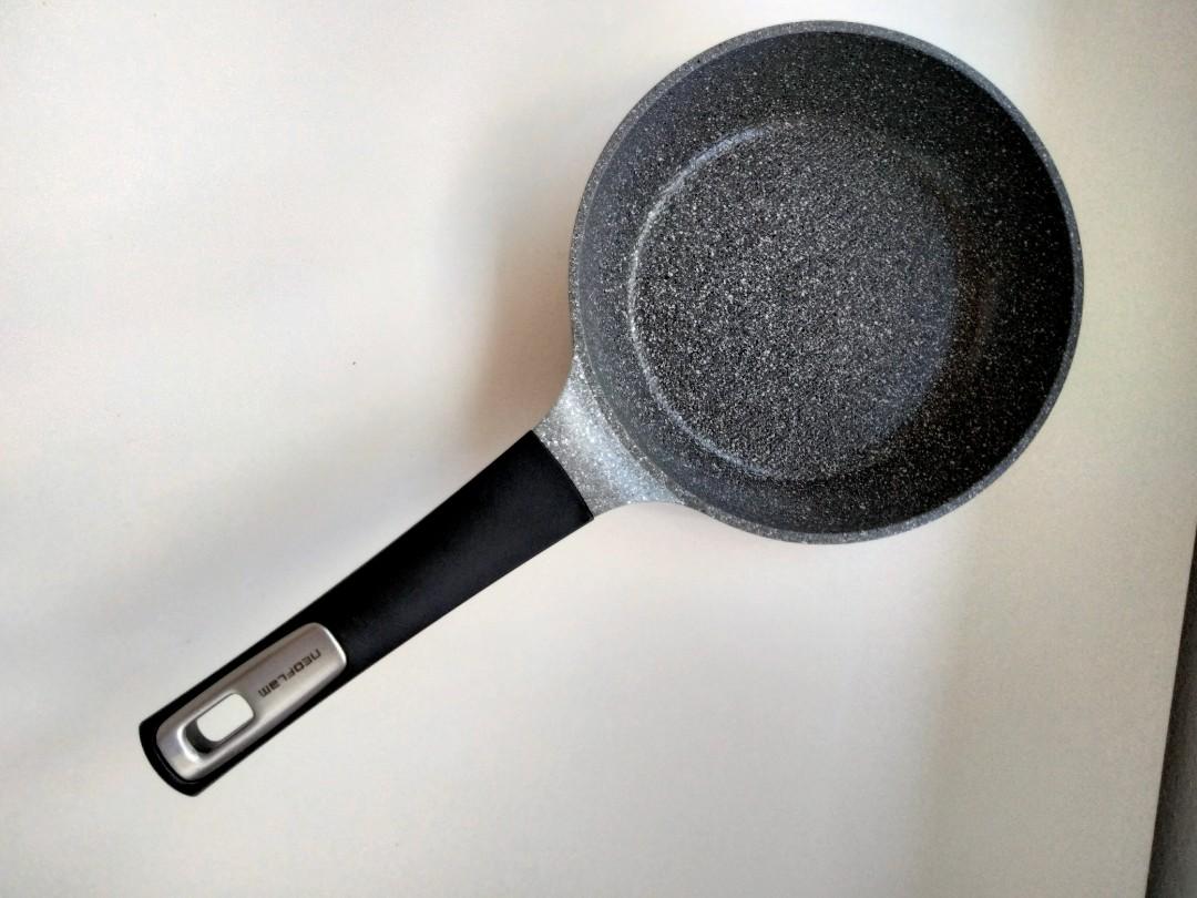 20cm pan NEOFLAM Pote Frypan with Xtrema Ceramic Coating, Furniture & Home Living, Kitchenware ...