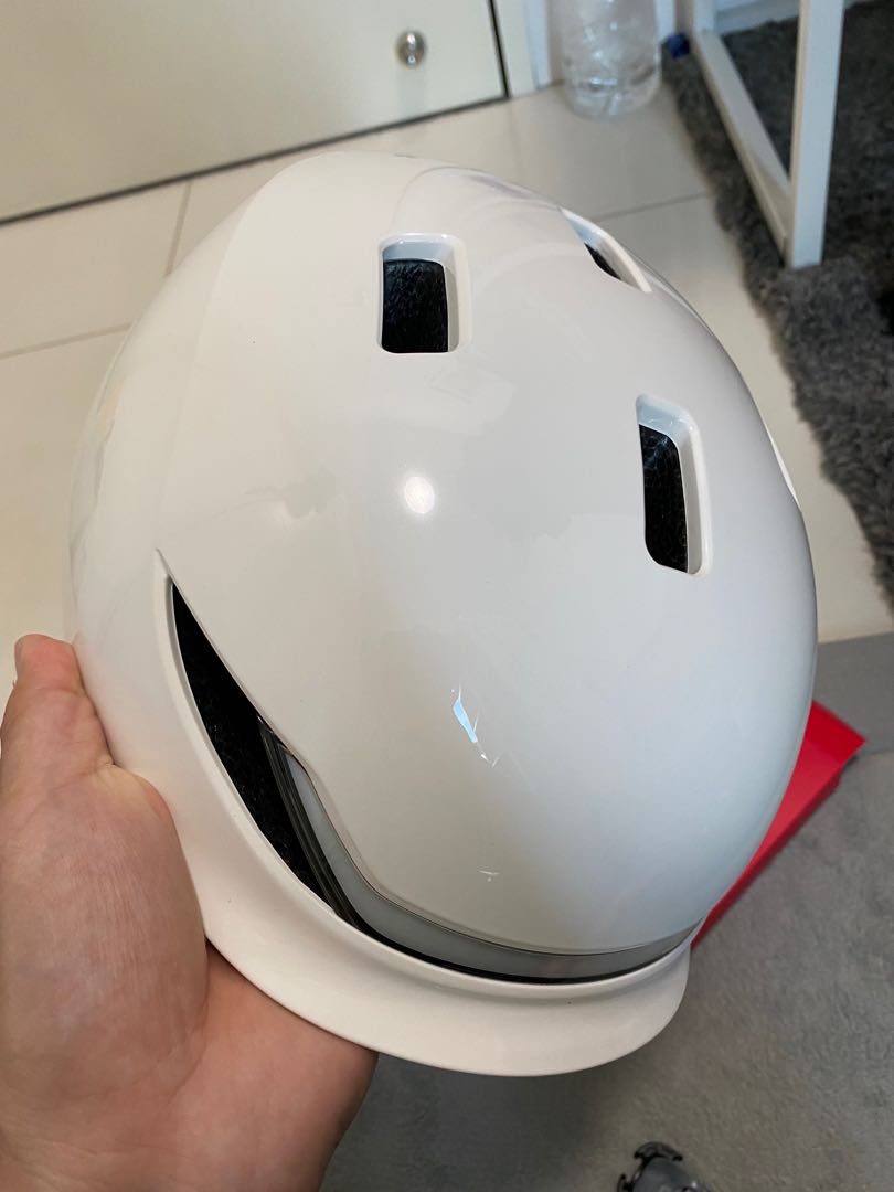 Original Lumos matrix smart helmet, Sports Equipment, Bicycles & Parts ...