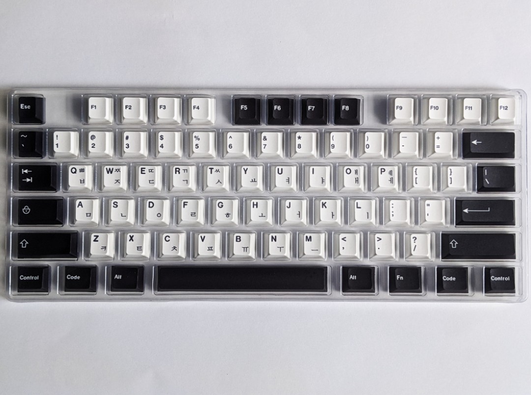 PBT Dye-sublimated Korean Hangul Black and White Keycaps, Computers ...