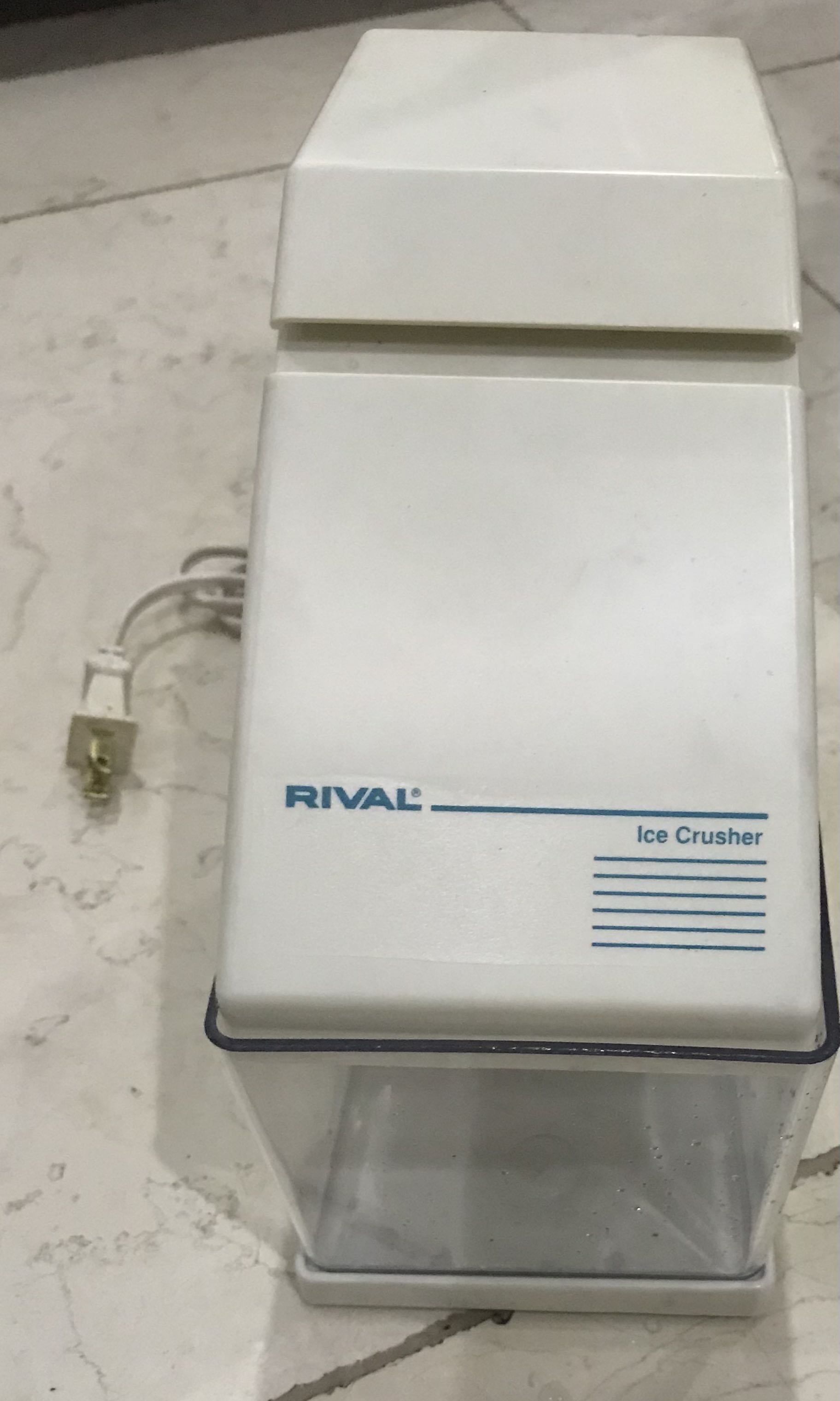 Rival ice crusher, Furniture & Home Living, Kitchenware & Tableware ...