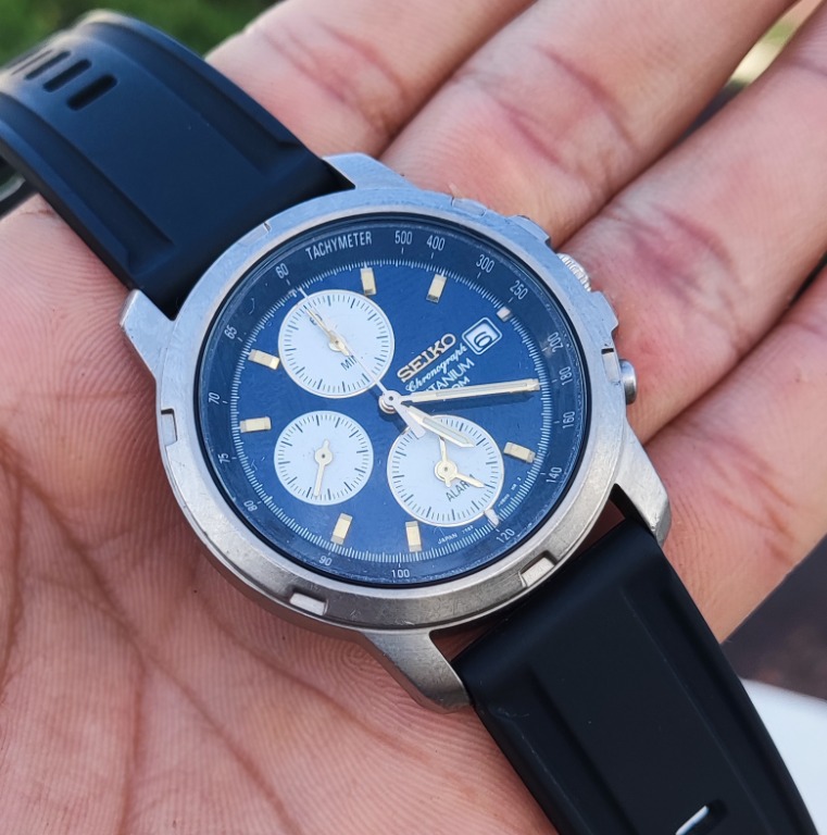 Seiko Titanium Chronograph Quartz Blue Dial, Men's Fashion, Watches ...