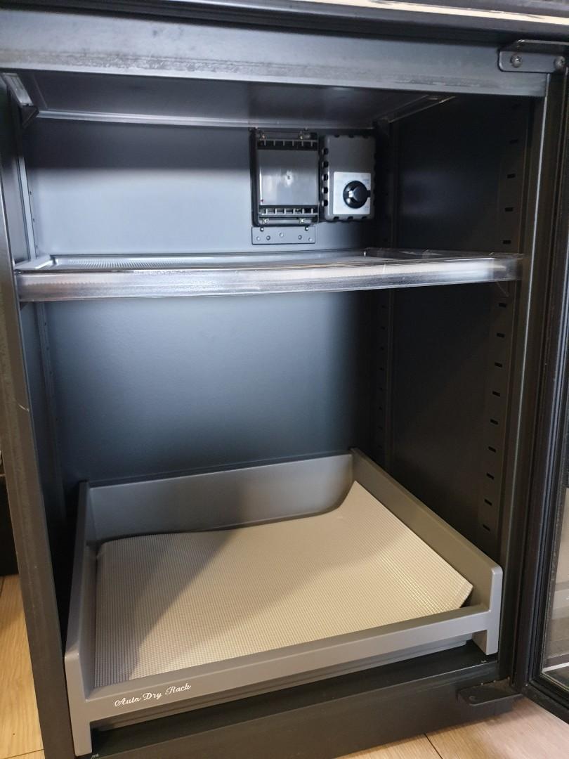 Toyo Living Auto Dry Cabinets (2 sets), Photography, Photography ...