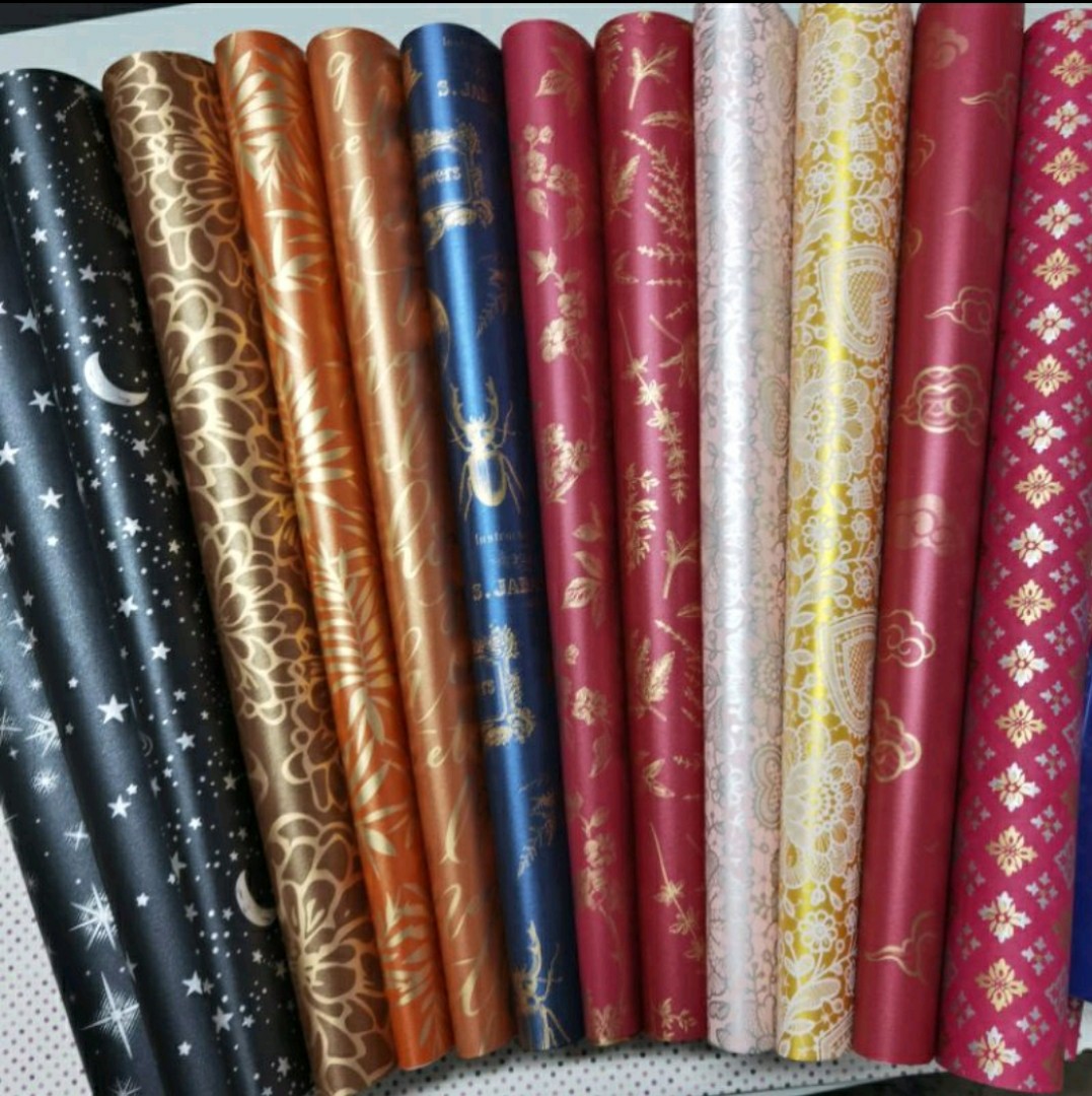 {5 Sheets Bundle} Wrapping Paper, Gift Wrapper, Metallic Color with ...