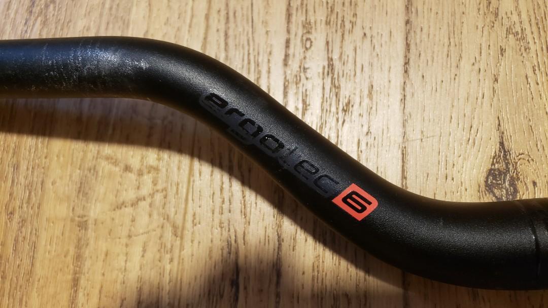 Ergotec riser handlebar 700, Sports Equipment, Bicycles & Parts, Parts ...