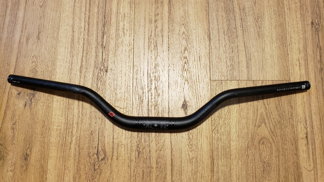 Ergotec riser handlebar 700, Sports Equipment, Bicycles & Parts, Parts ...